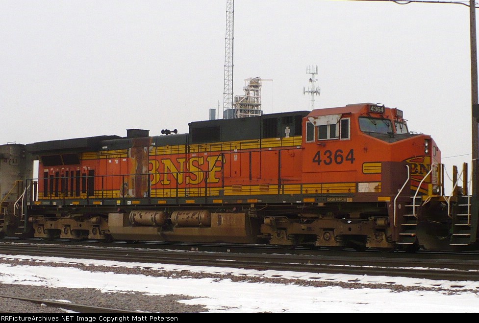 BNSF 4364